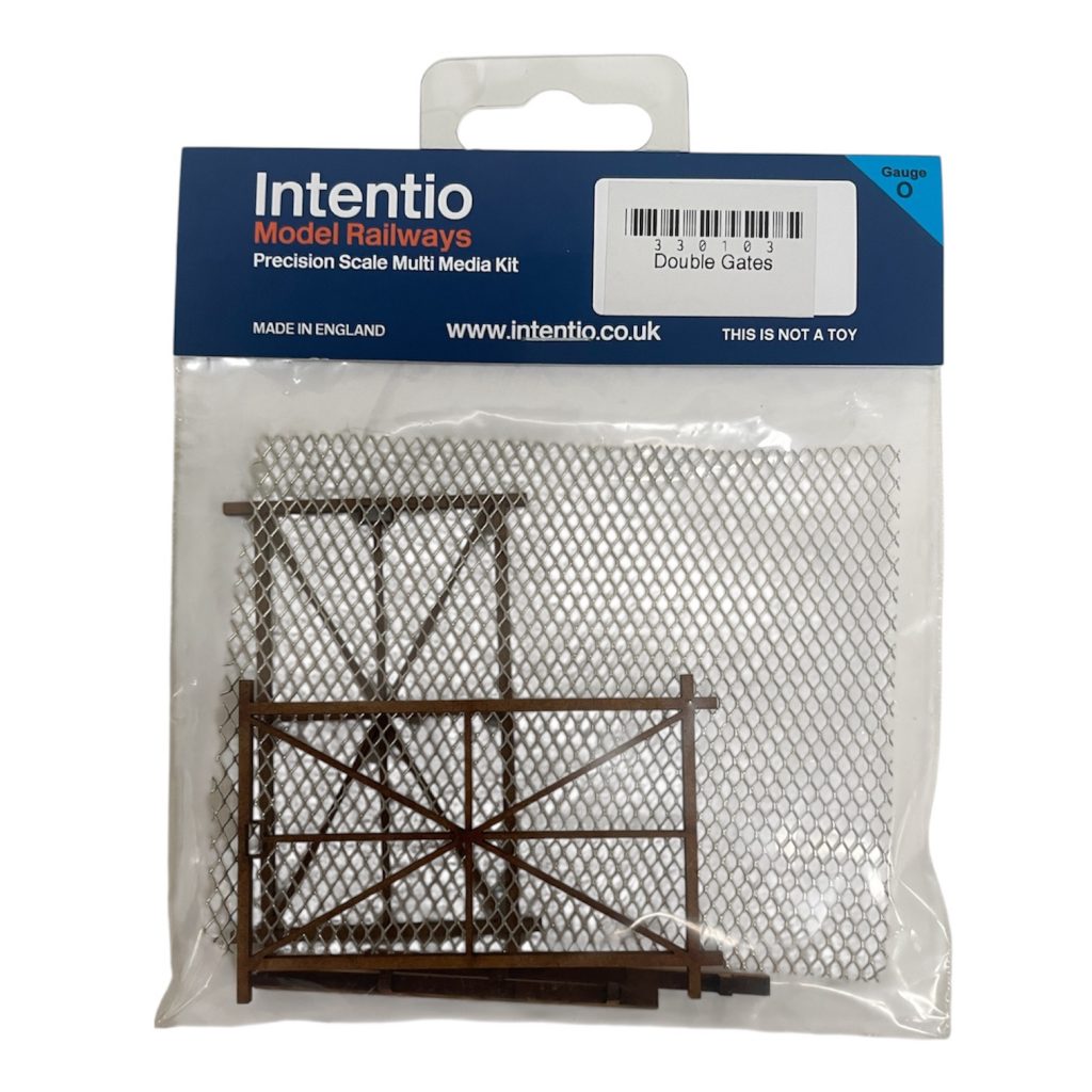 KS330103: O Scale Double Gates - Intentio